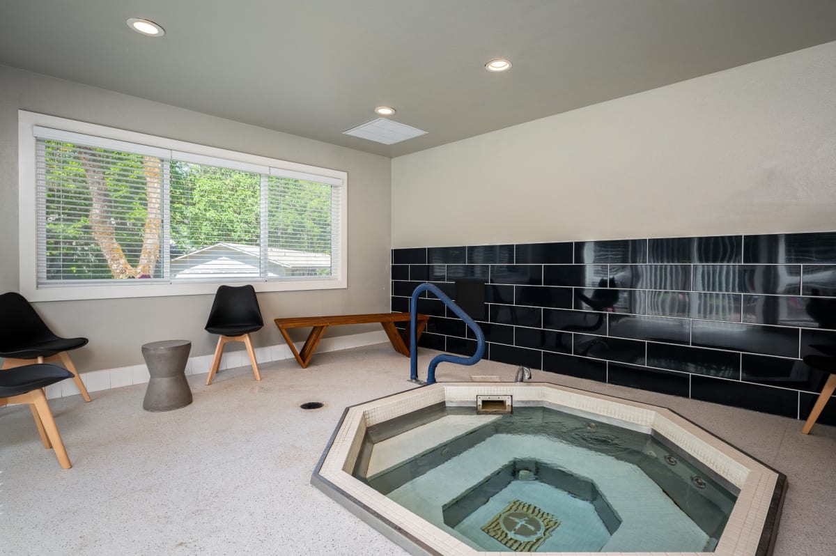 Photos and Video of Witham Hill Oaks in Corvallis, OR