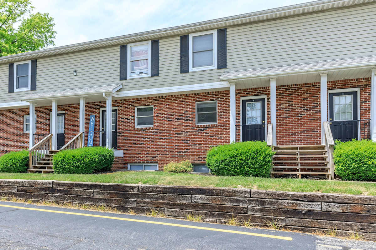 Photos and Video of Townhouses On Tenth in Bloomington, IN