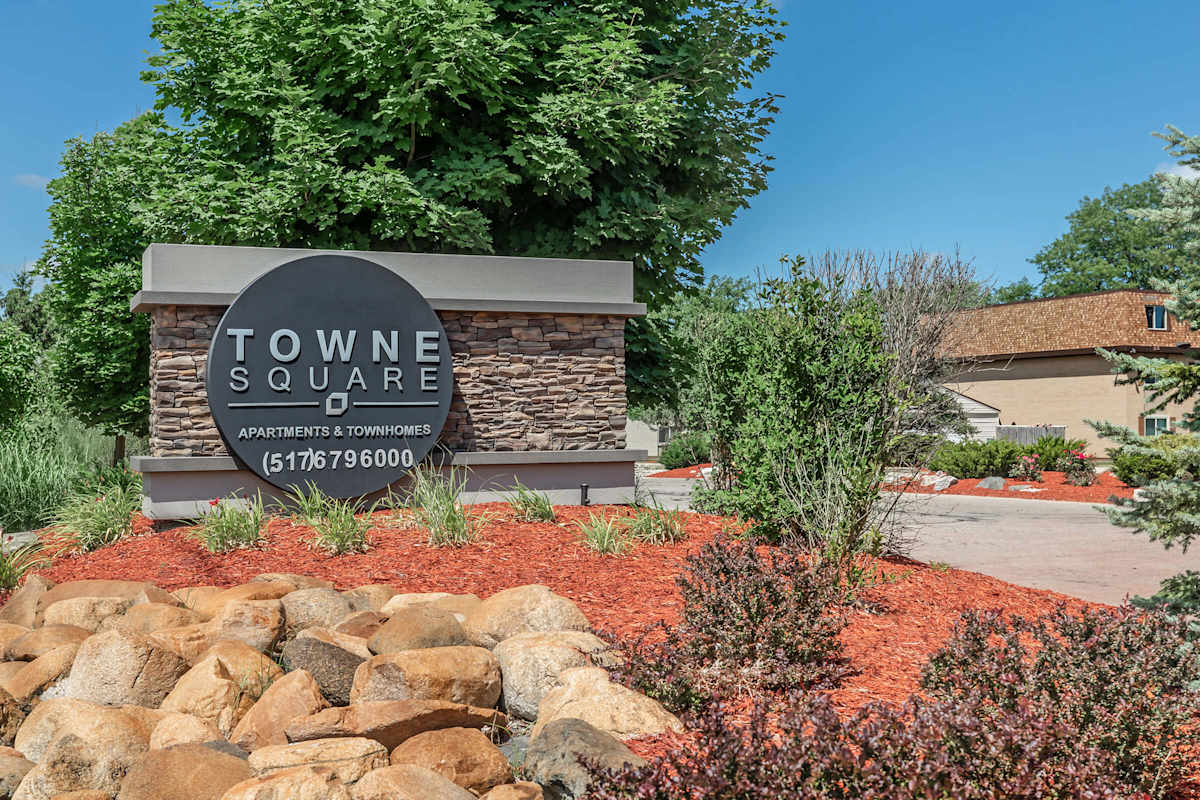 Photos and Video of Towne Square Apartments and Townhomes in Lansing, MI