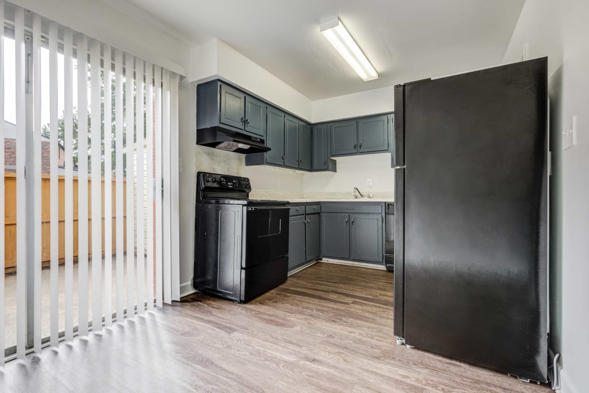 Photos and Video of Country Club Apartments in Charlotte, NC