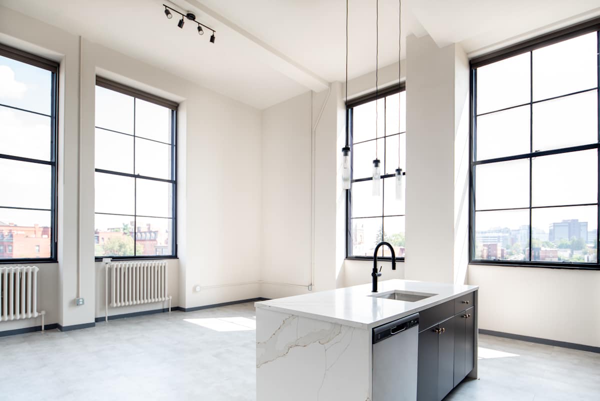 Apartments for Rent in Hartford, CT | The 55 Elm Club