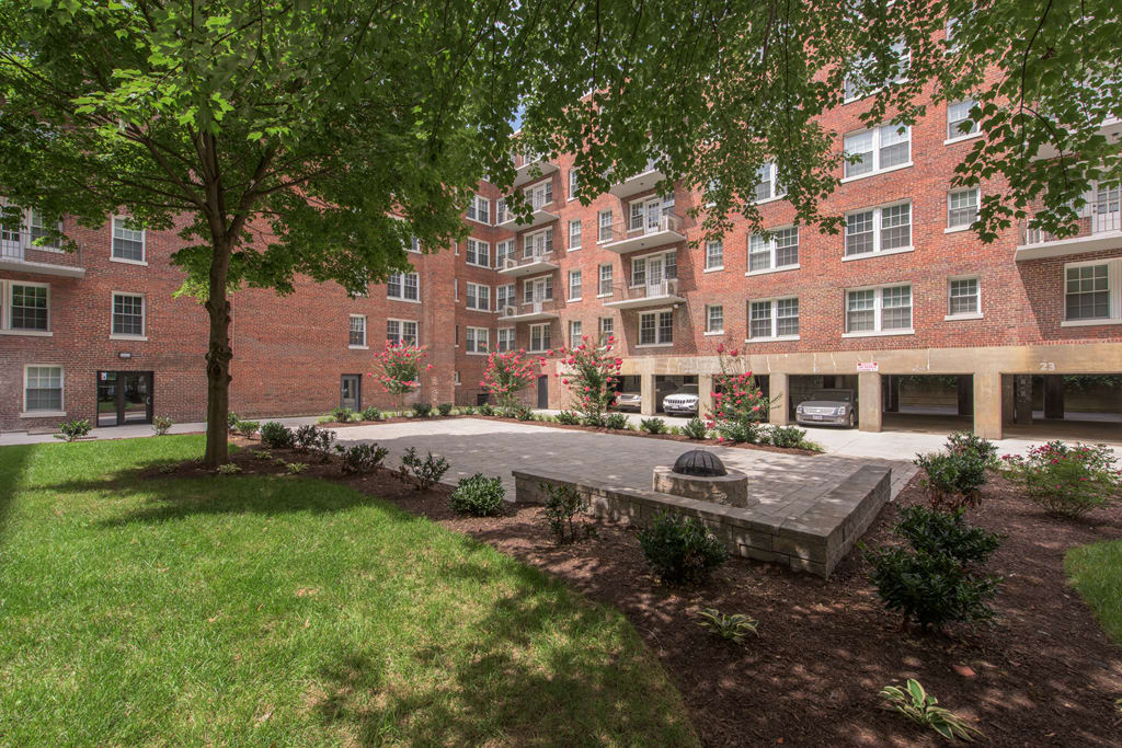 Photos and Video of The Metropolitan Apartments in Washington, DC