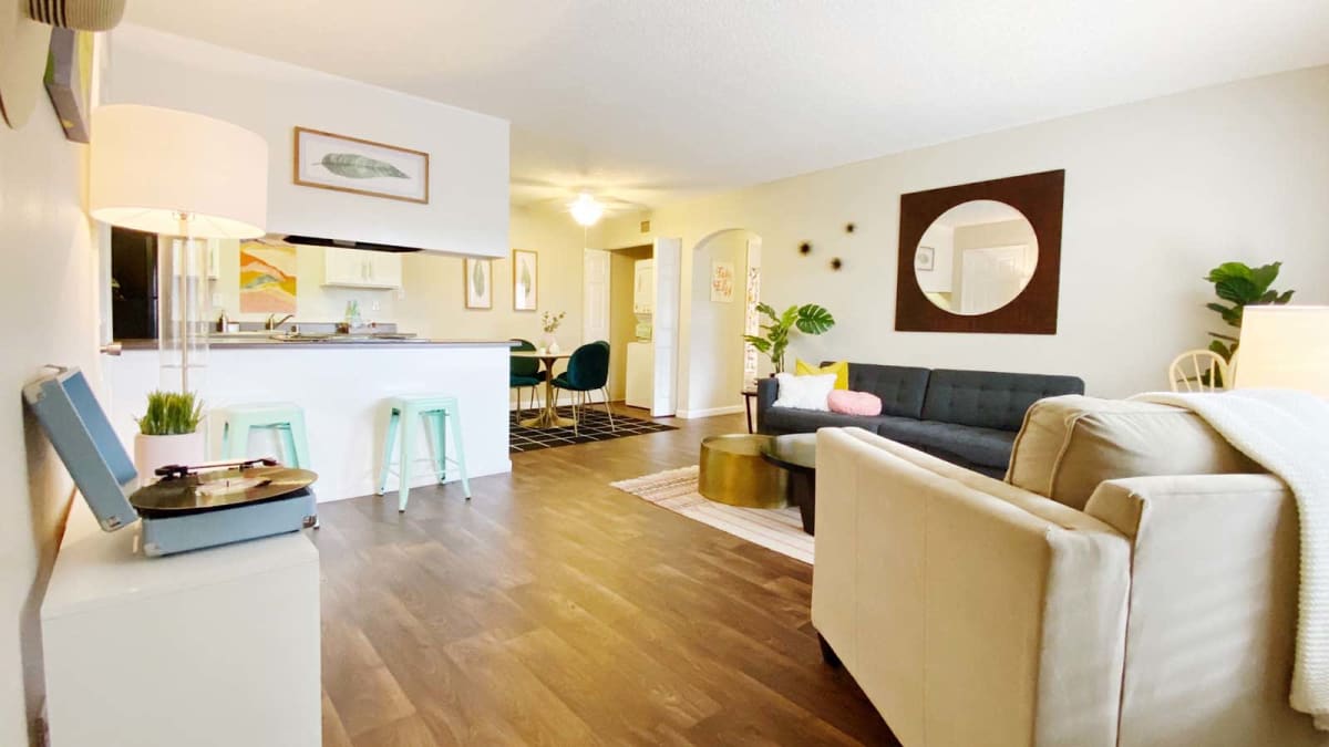 Waterleaf Photo Gallery | Vista, CA Apartments
