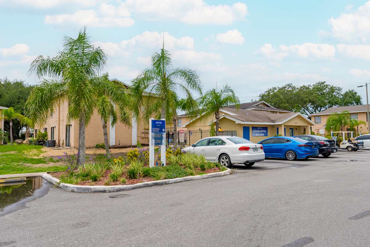 Photos and Video of Del Rio Apartment Homes in Tampa, FL