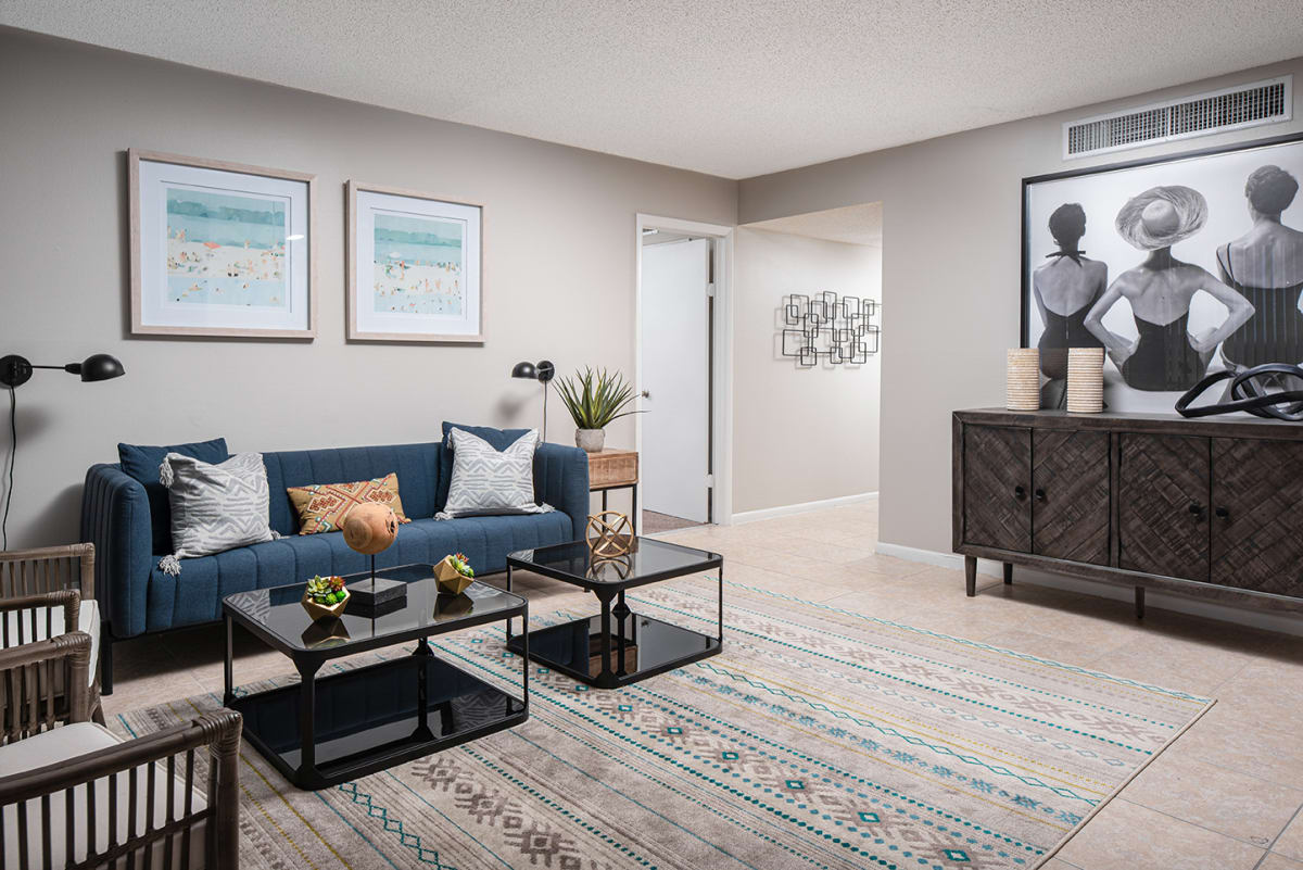 Lauderhill Apartments for Rent | Fairways of Inverrary