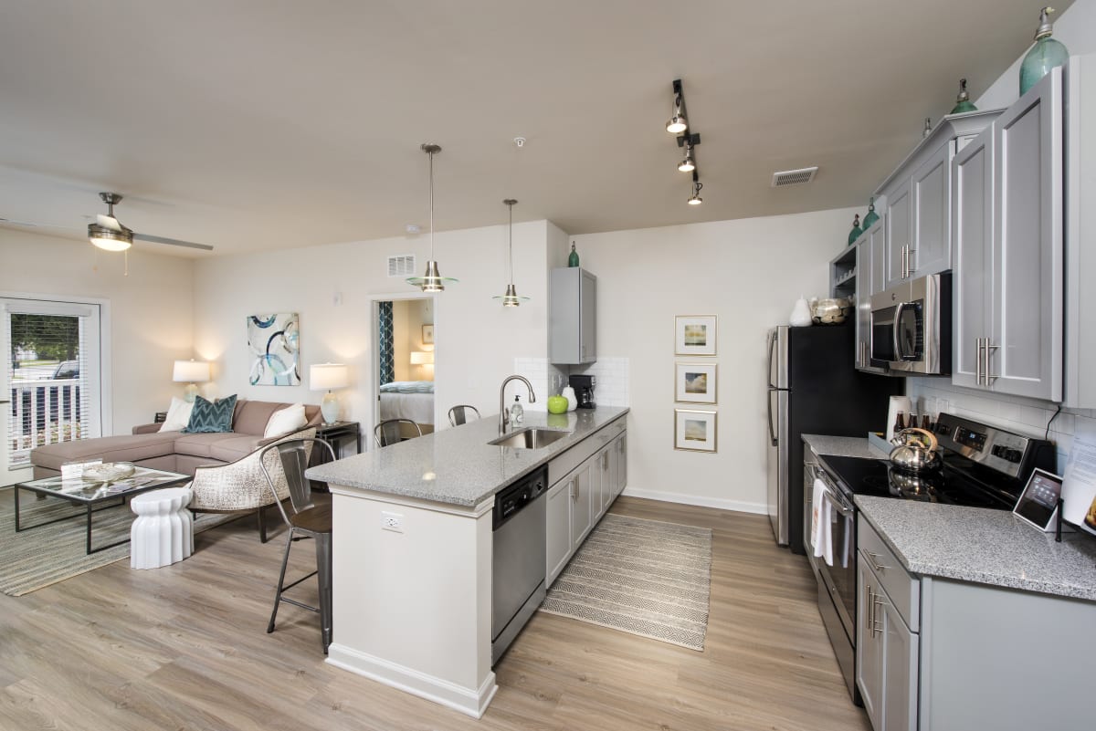 Pooler GA Apartments for Rent | Photos | The Station at Savannah Quarters