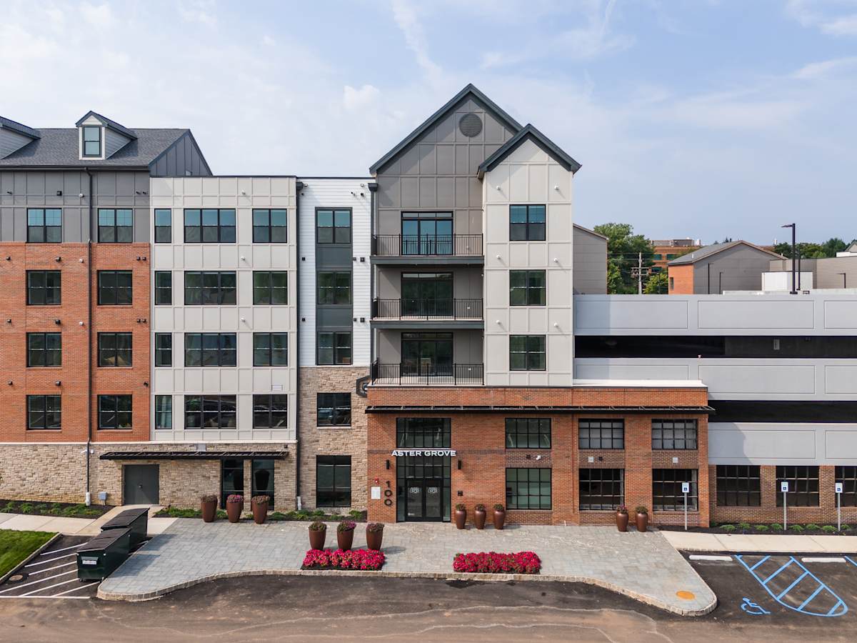 Apartments for Rent in Warren, NJ | Aster Grove
