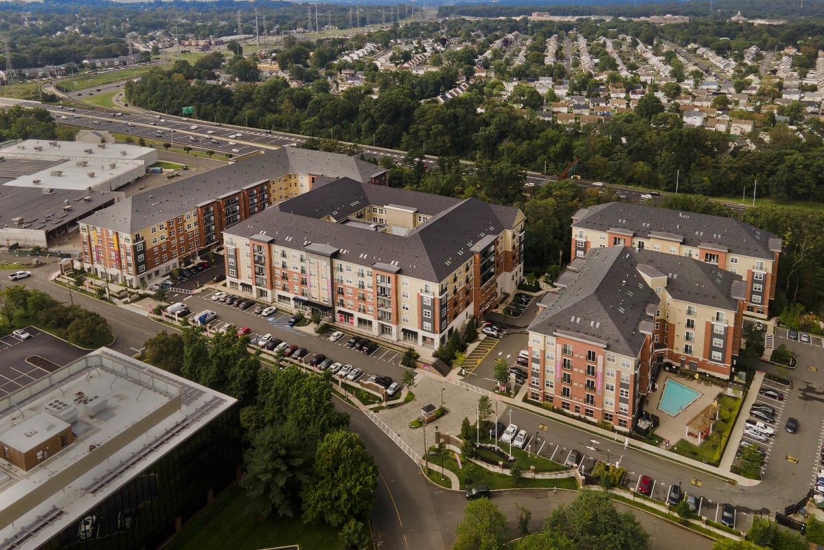 Photos and Video of The Grande at MetroPark in Iselin, NJ