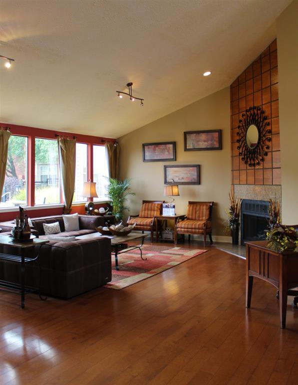 Apartments for Rent in Robinson, PA | Chestnut Ridge