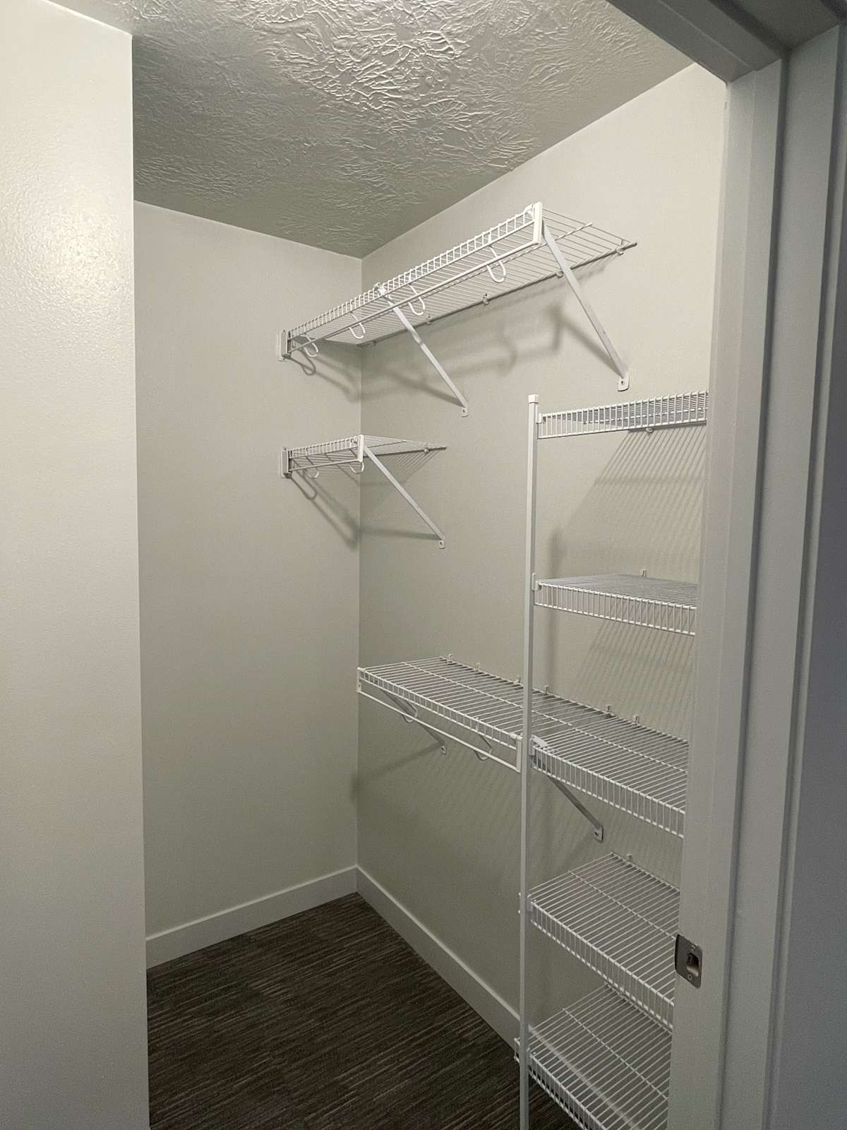 Photo Gallery | Shriver Square Apartments Sioux Falls, SD