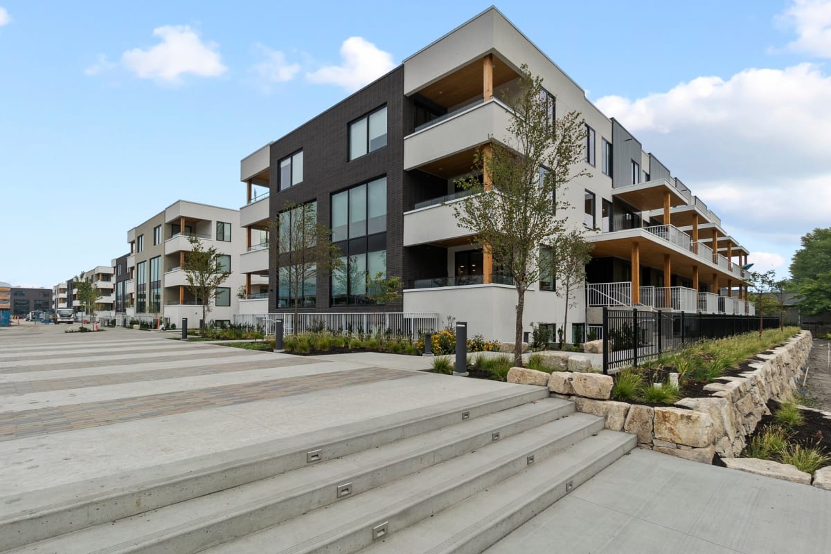Townhome Photos and Video of Ledge on Lakeshore in Kelowna, BC