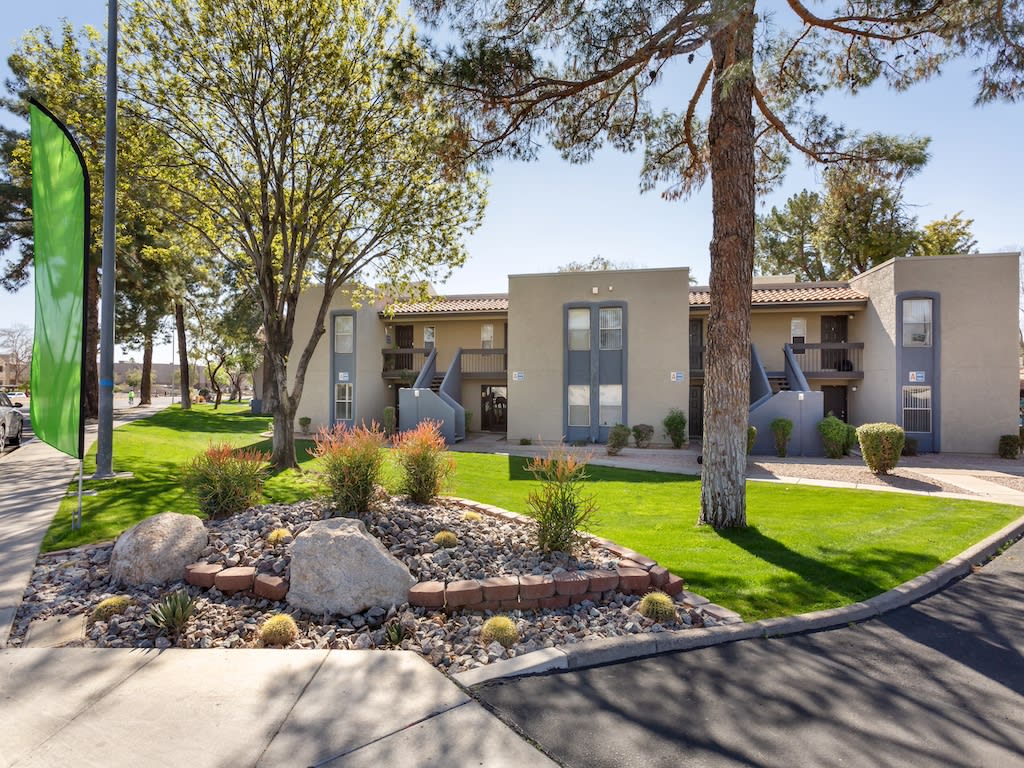 East Mesa Apartments for Rent | Aztec Springs | Photo Gallery