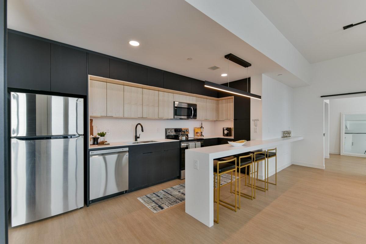 Photos and Video of Smith Street Lofts in Winnipeg, MB
