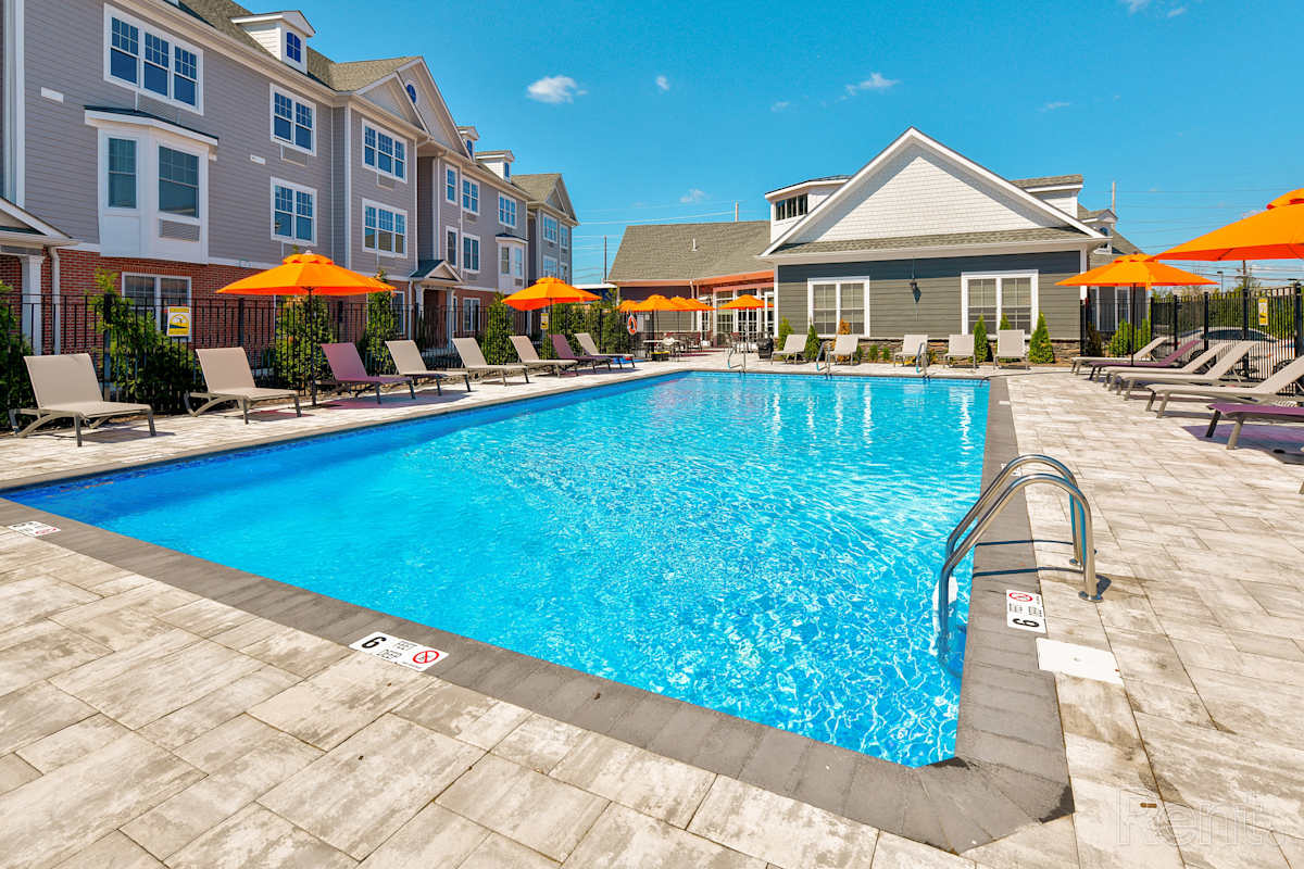 Photo Gallery North Bergen NJ Apartments | Solo at North Bergen