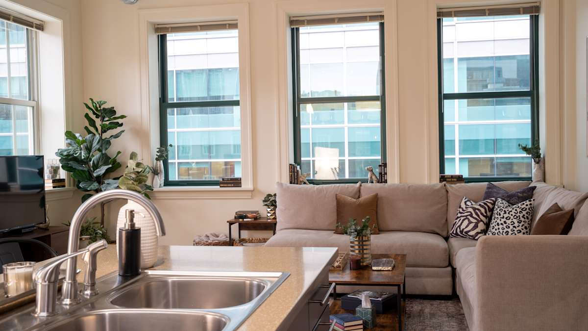Apartments for Rent Pittsburgh | Market Square Place | Photos