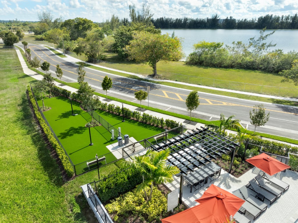 Photos of Vista Sur Luxury Apartments | Homestead, FL