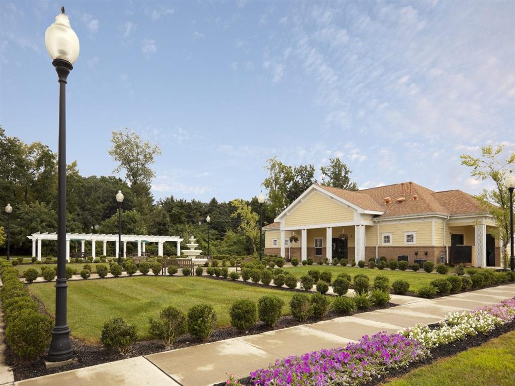 Photo Gallery | Spring Manor Senior Apartments