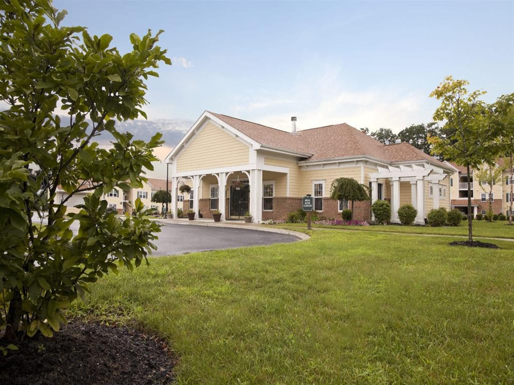 Photo Gallery | Spring Manor Senior Apartments