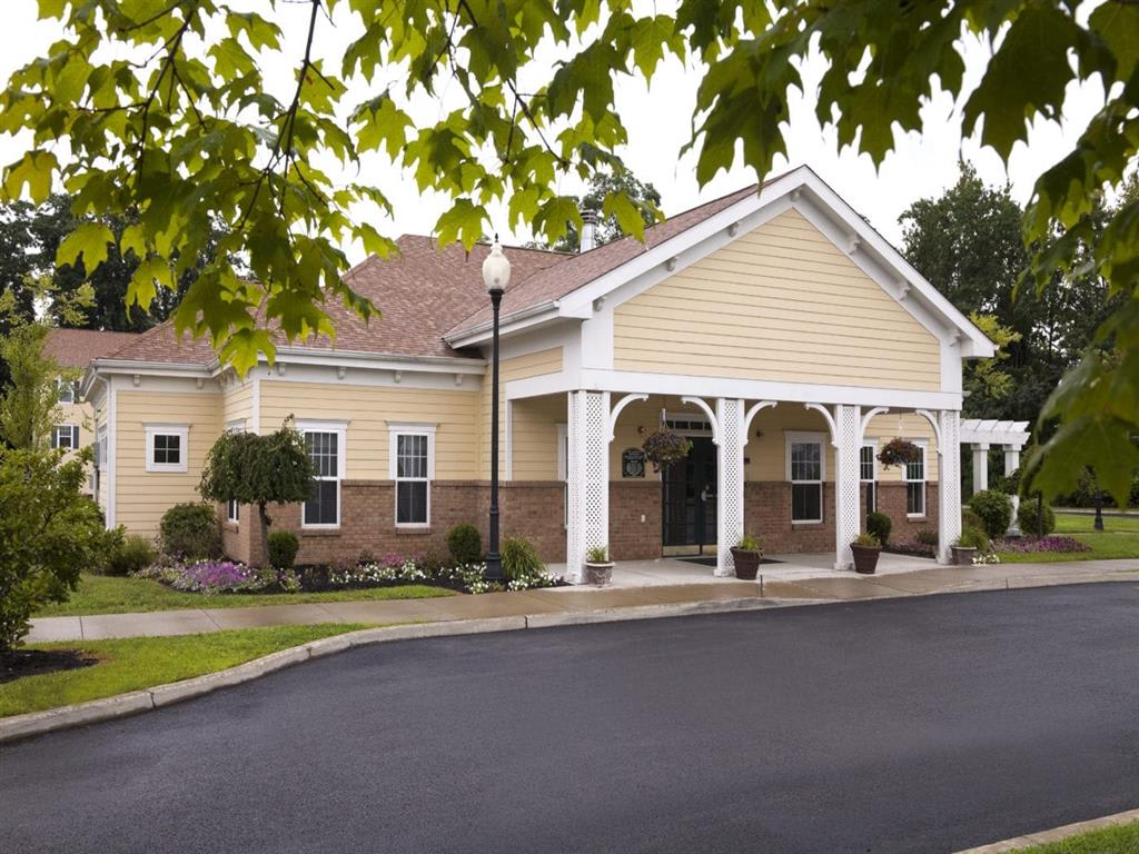 Photo Gallery | Spring Manor Senior Apartments