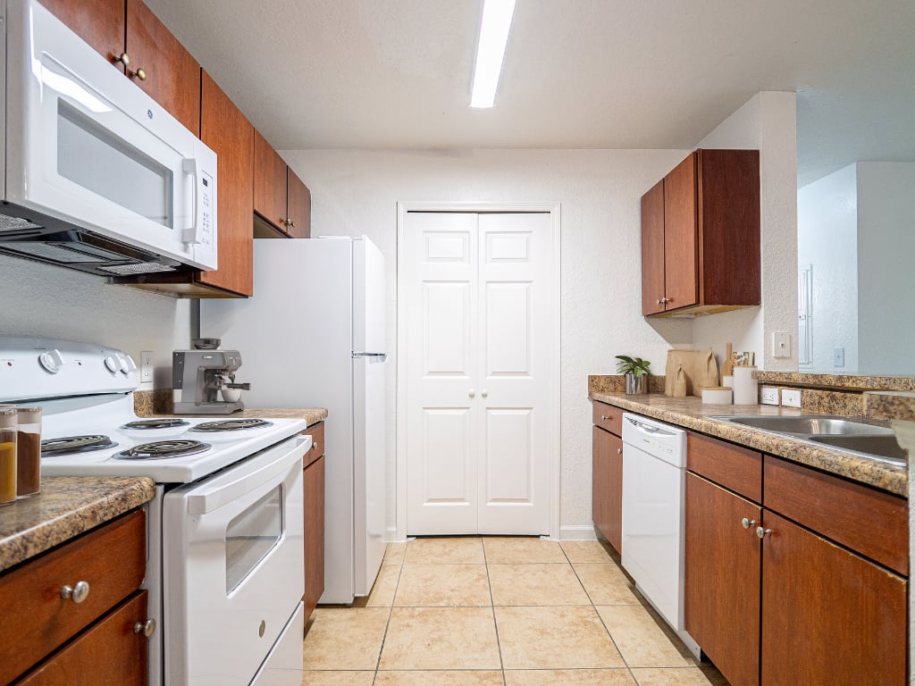 Photos | Timber Trace | Space Coast Apartments