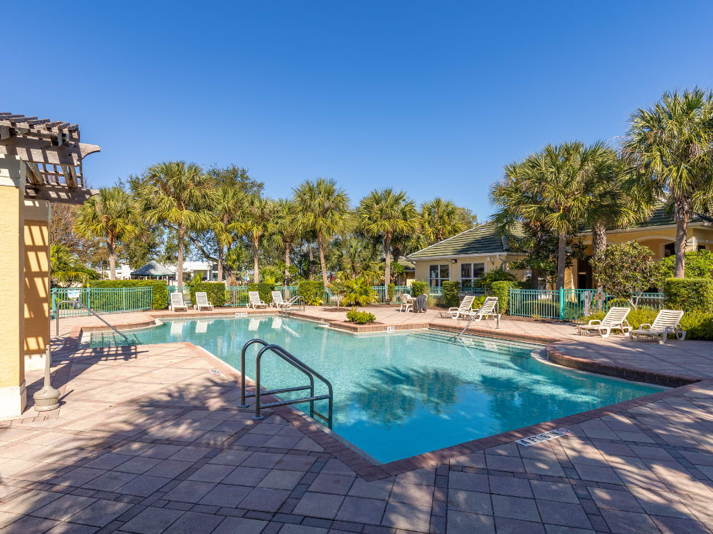 Photos | Manatee Cove Affordable Apartments in Melbourne, FL
