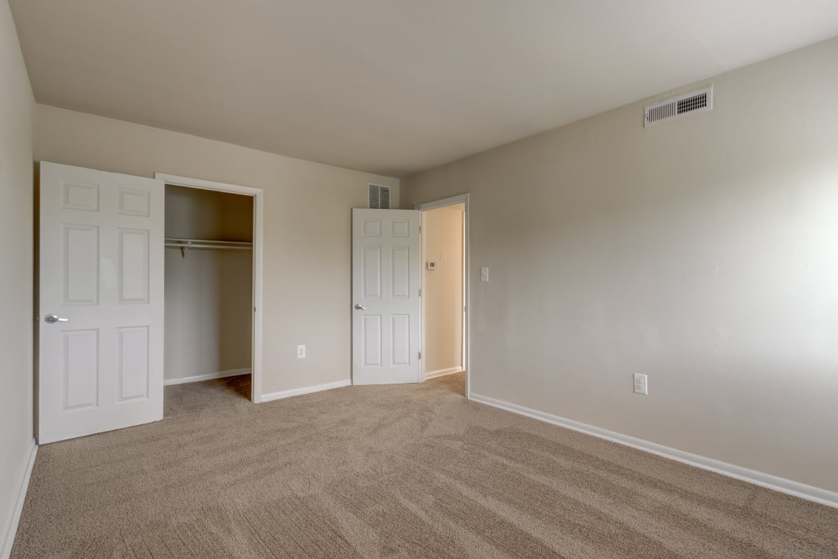 Suitland, MD Apartments for Rent | Andrews Ridge
