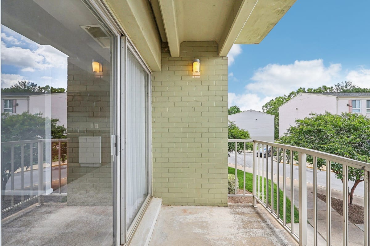 Suitland, MD Apartments for Rent | Andrews Ridge