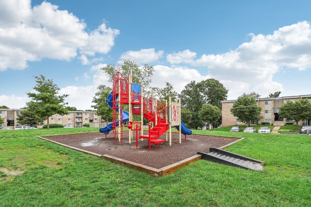 Suitland, MD Apartments for Rent | Andrews Ridge