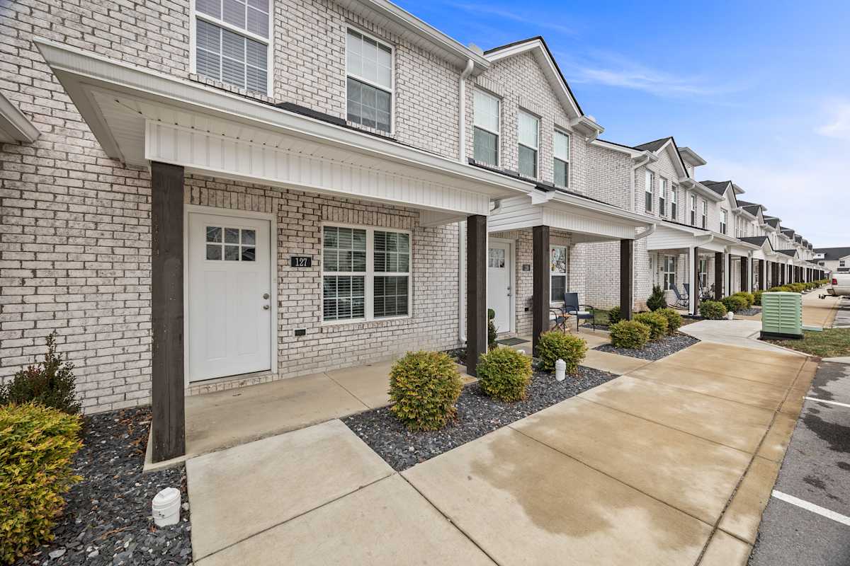Photos and Video of South Maple Townhomes in Lebanon, TN