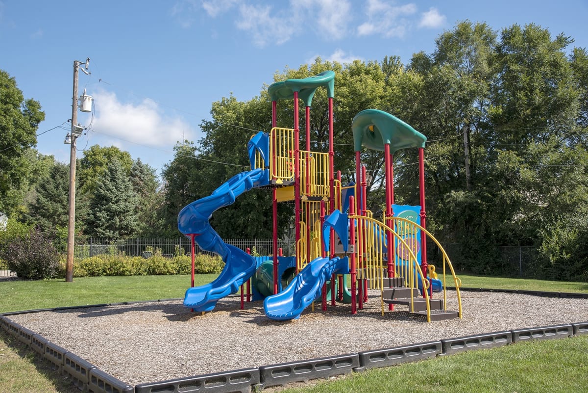 Photos and Video of Bayberry Place in Eagan, MN