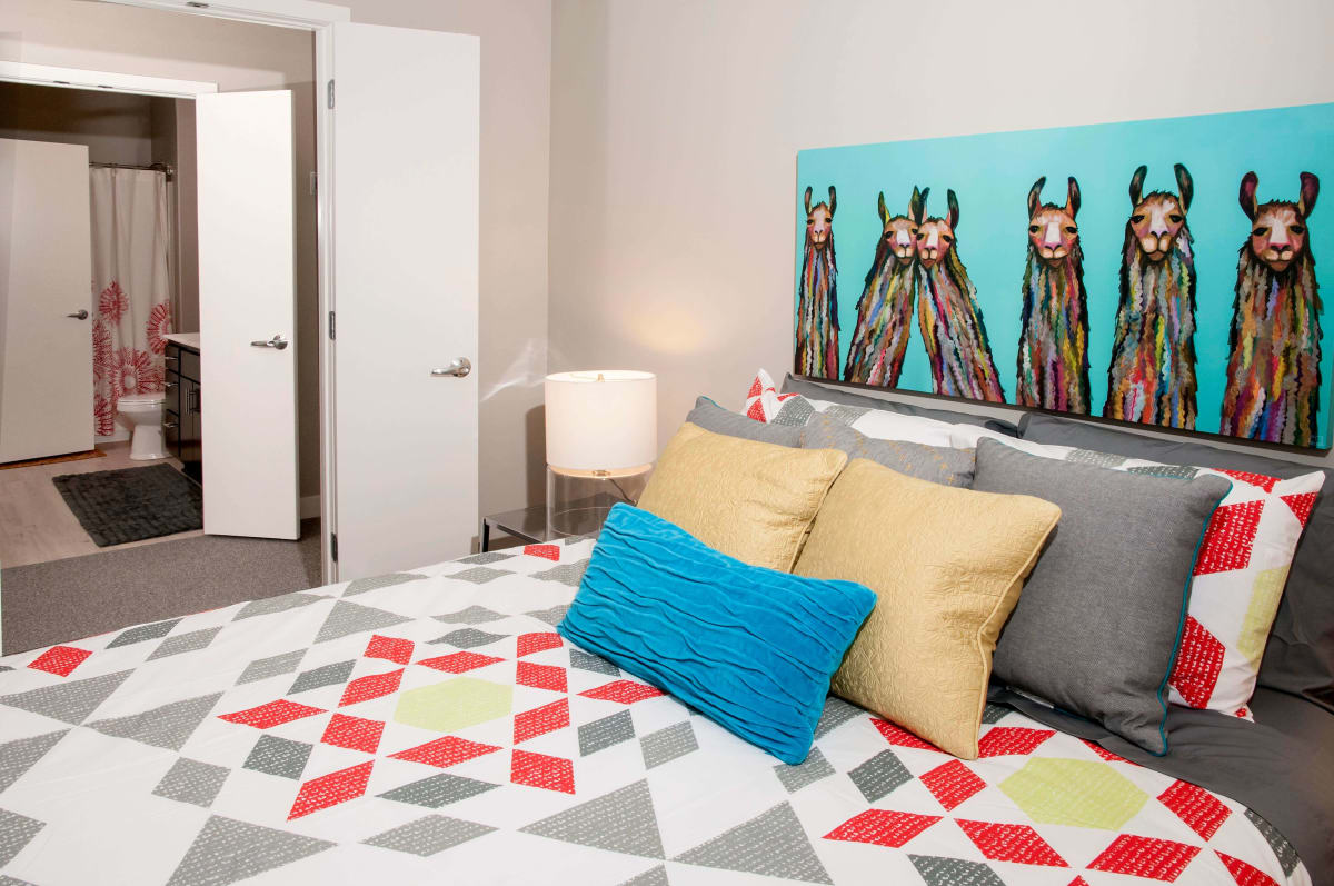 Apartments for Rent in Minneapolis | Red 20 Apartments