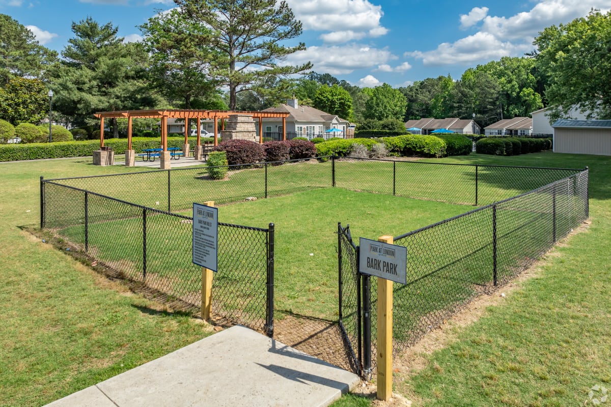 Photos and Video of The Park at London in Ellenwood, GA