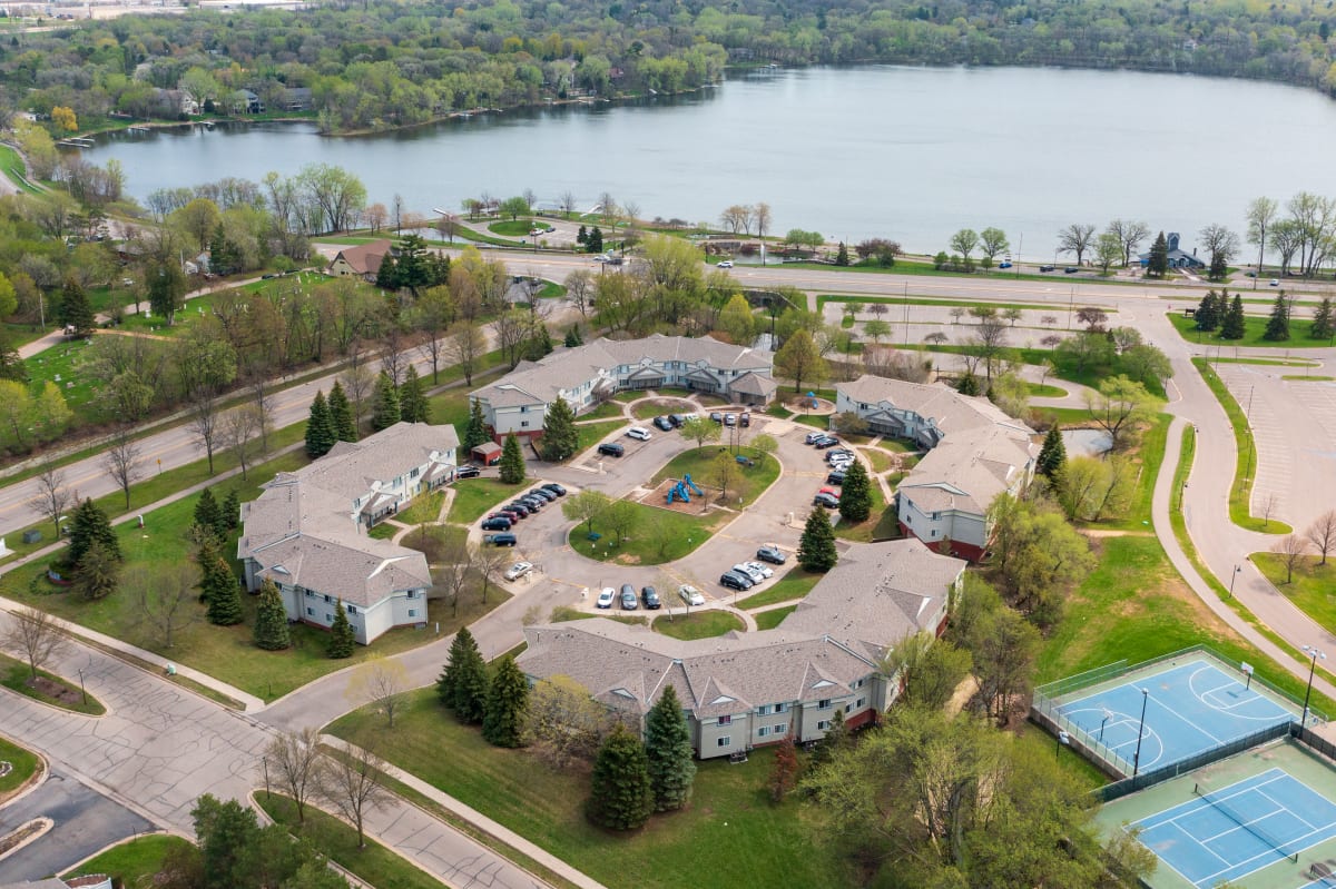 Photos and Video of Lakeview Commons in Plymouth, MN