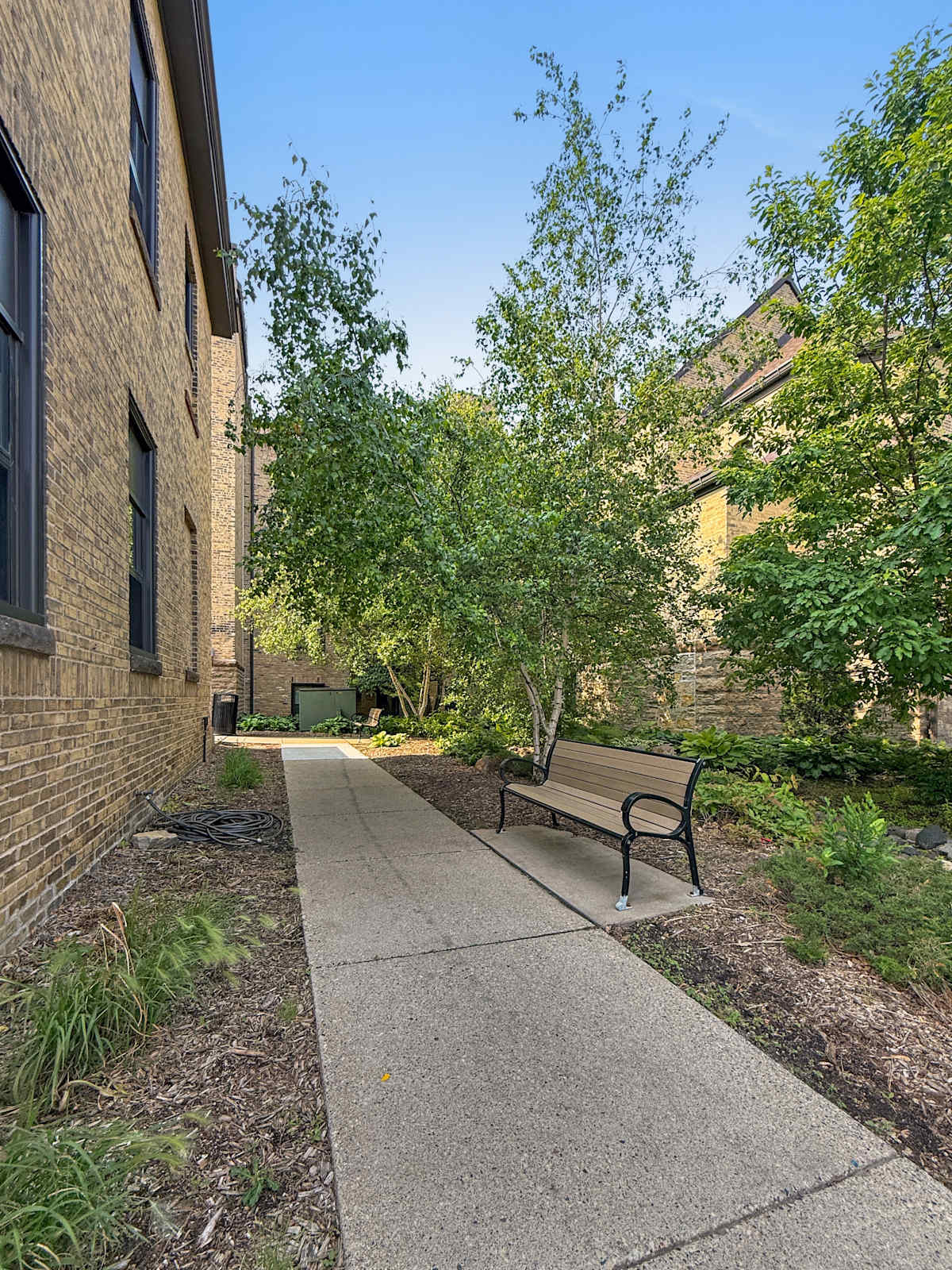 Photos and Video of Stonehouse Square Apartments in Minneapolis, MN