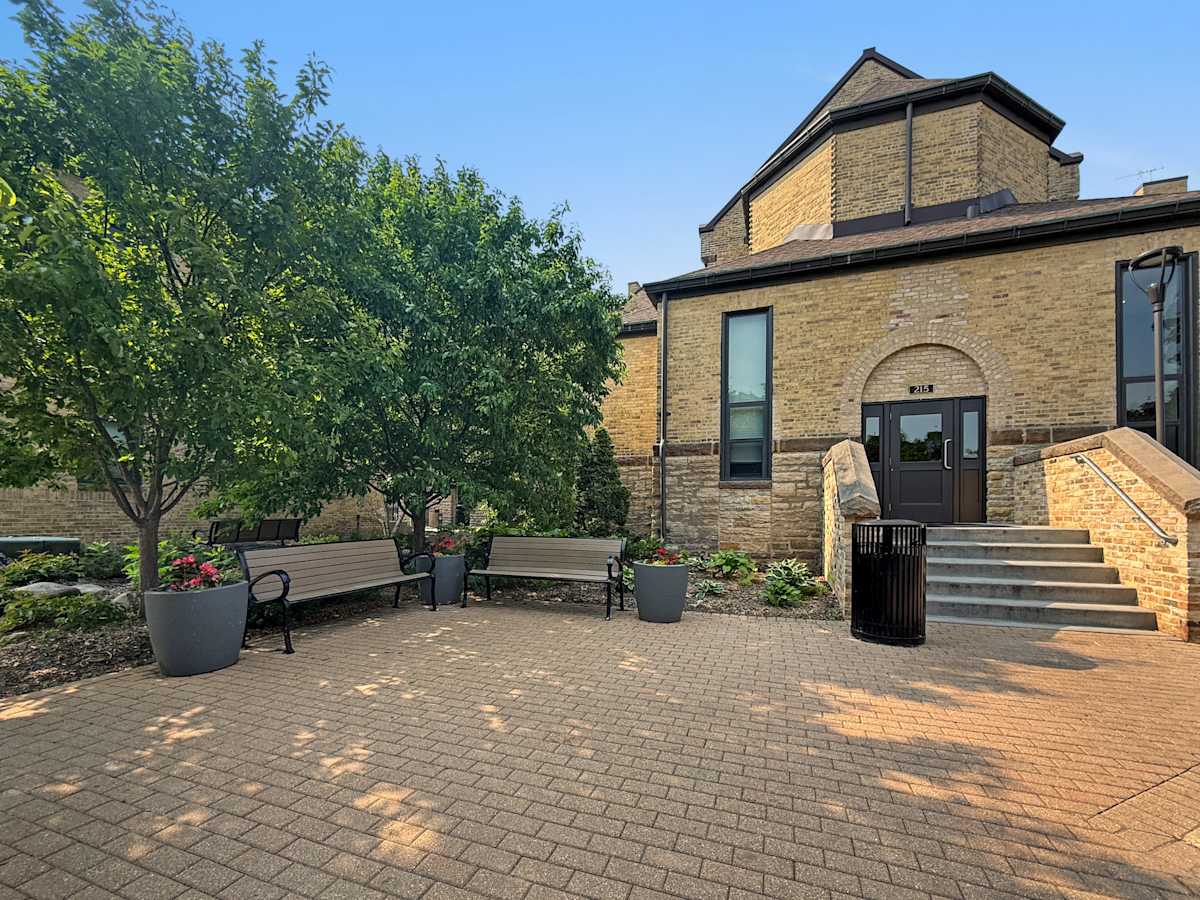 Photos and Video of Stonehouse Square Apartments in Minneapolis, MN