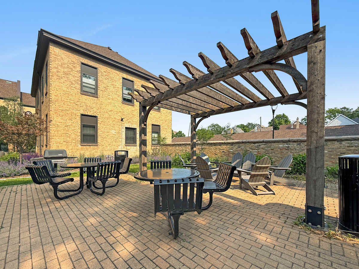 Photos and Video of Stonehouse Square Apartments in Minneapolis, MN
