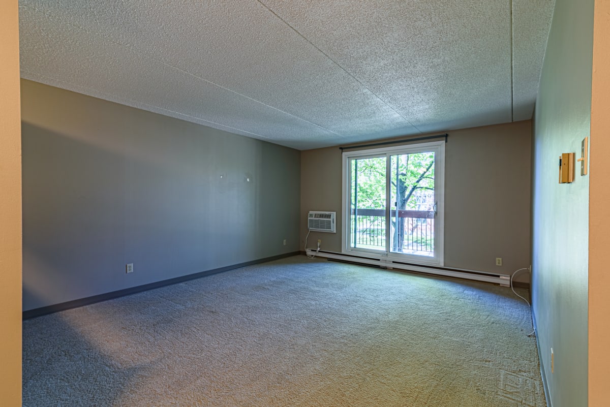 Photos and Video of Moray Village Phase I in Winnipeg, MB