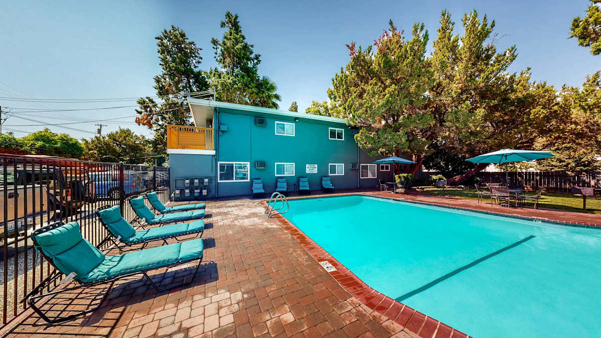 Apartments for Rent in Davis, California | University Square
