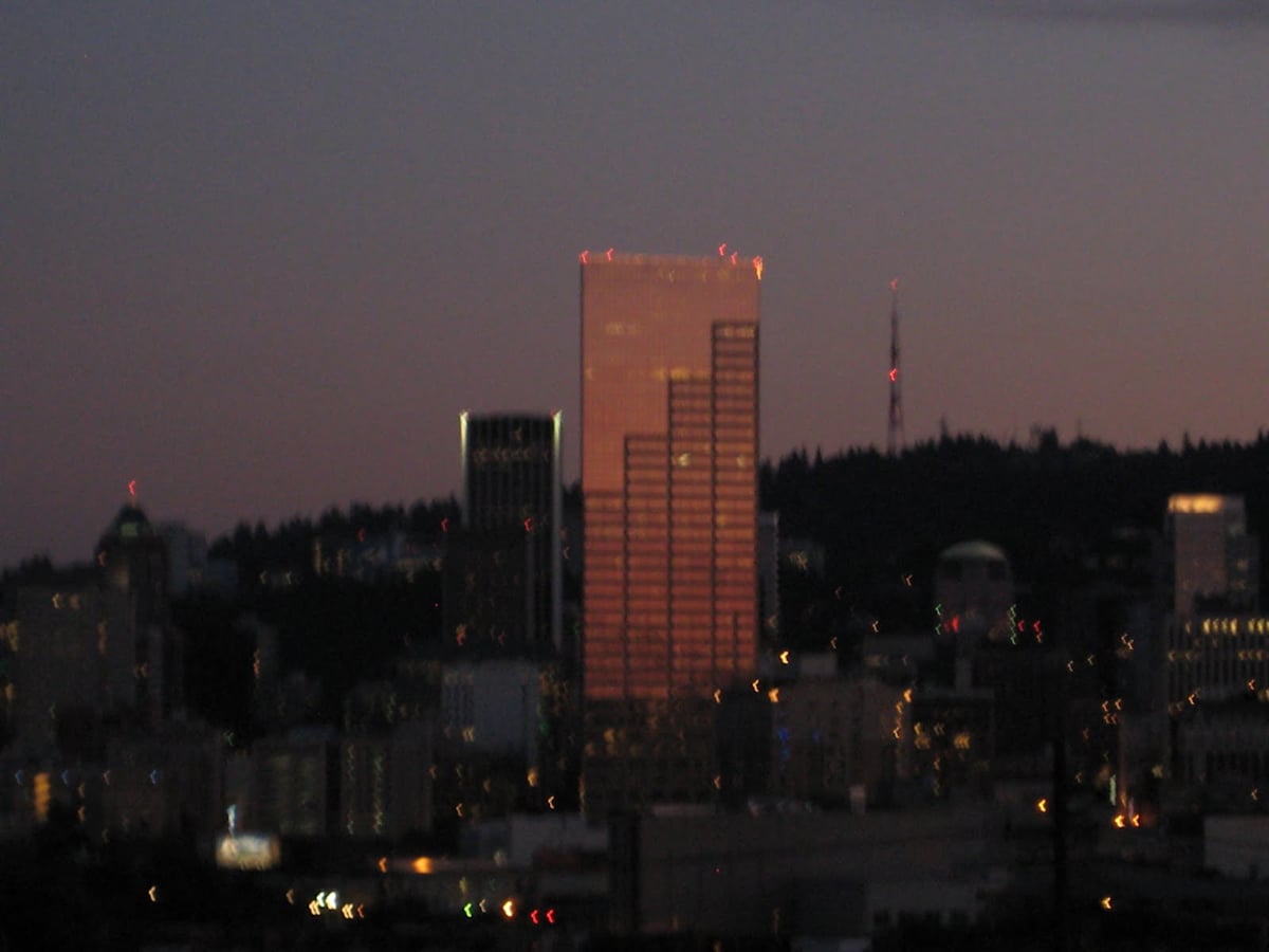 Photos and Video of Paramount Apartments in Portland, OR