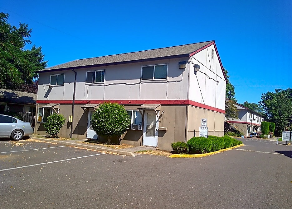 Photos and Video of Marla Manor in Portland, OR