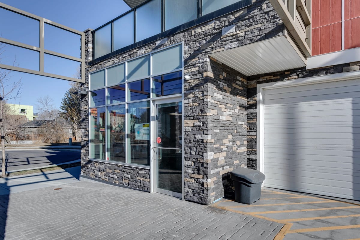 Photos and Video of Delaney in Calgary, AB