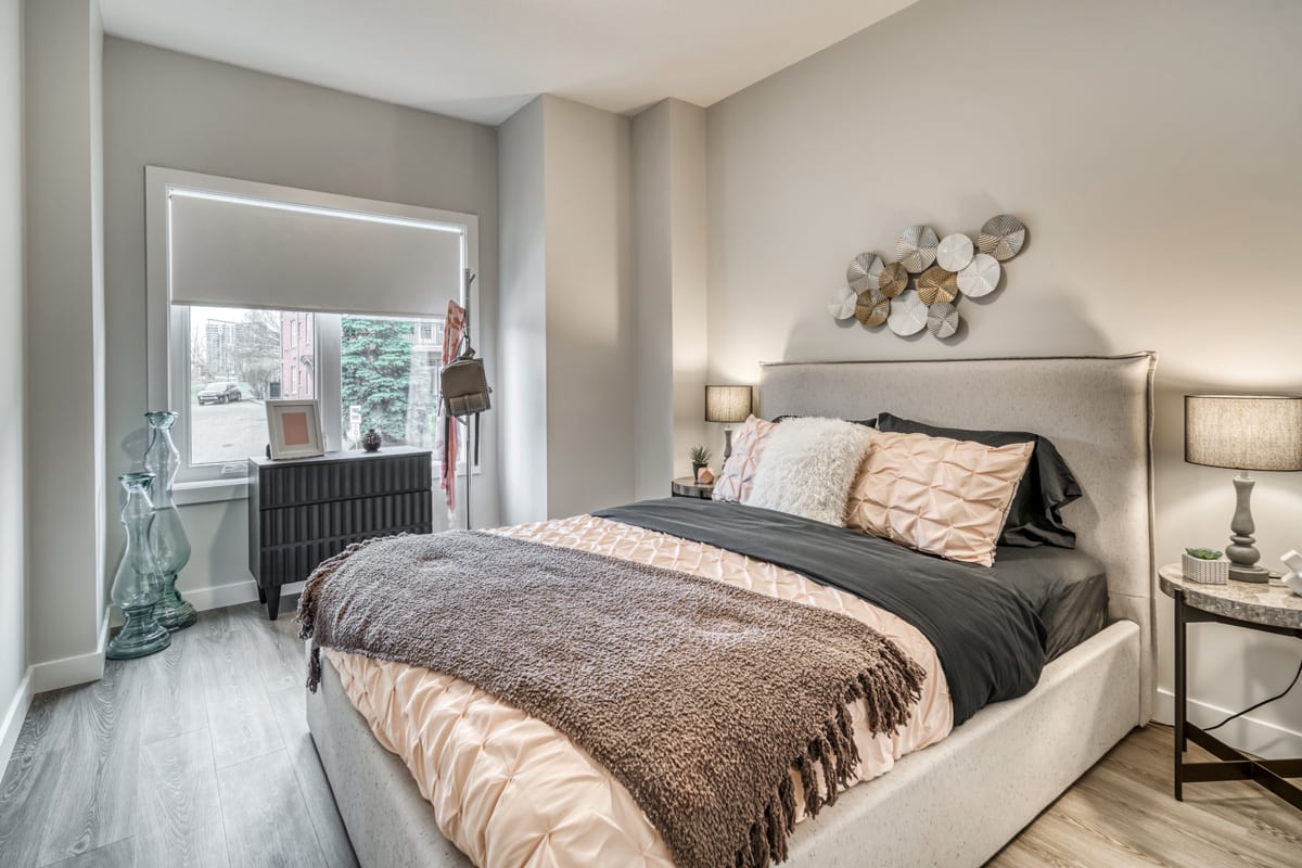 Photos and Video of Kingsland Junction in Calgary, AB