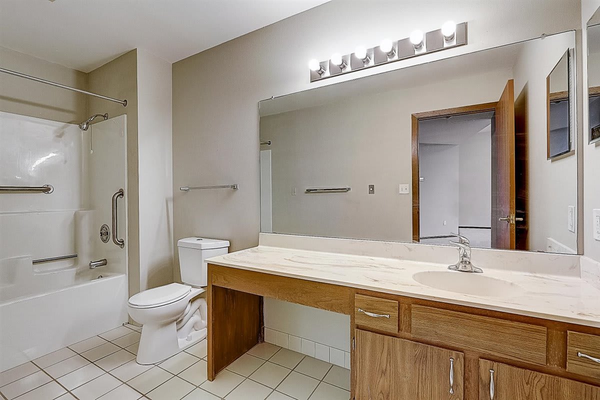 Photos and Video of Hawthorne Terrace Apartments in Wauwatosa, WI