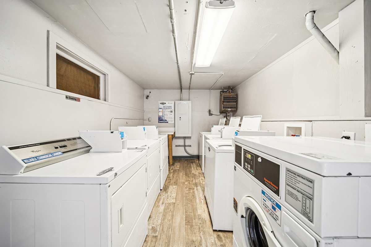 Apartments For Rent in Anchorage | Romig Court