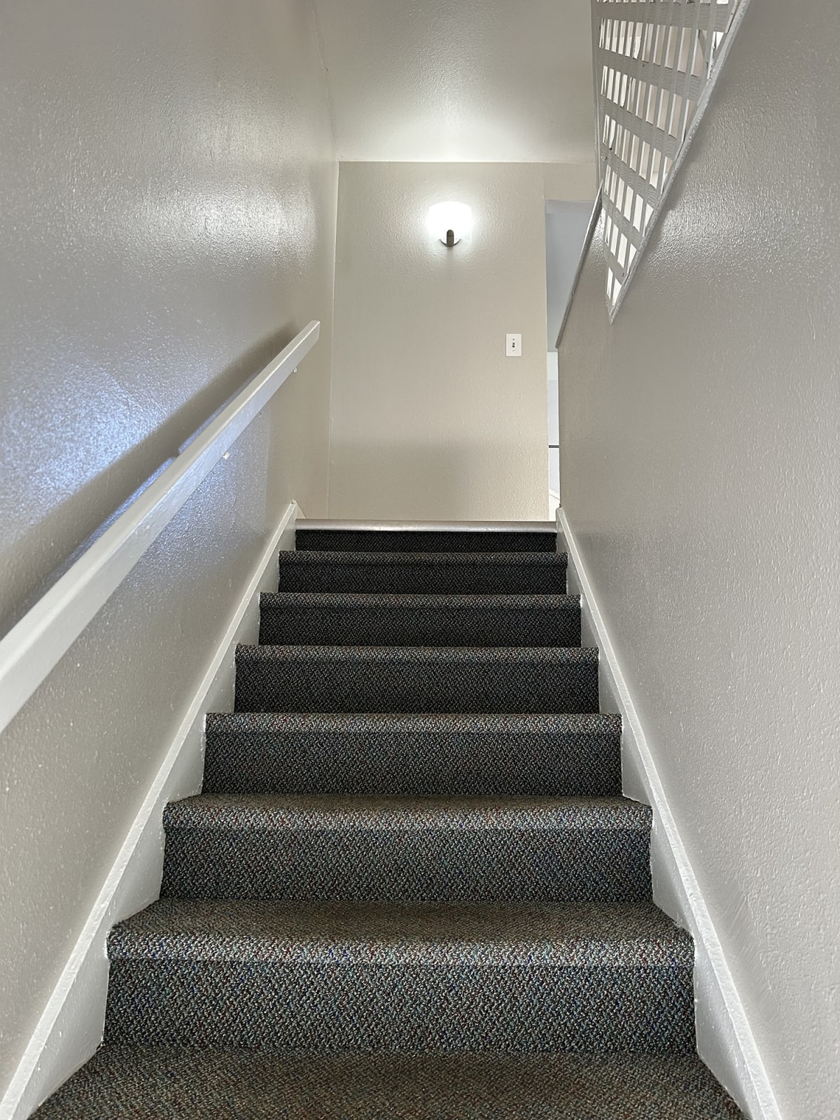 Apartments For Rent in Anchorage | Romig Court