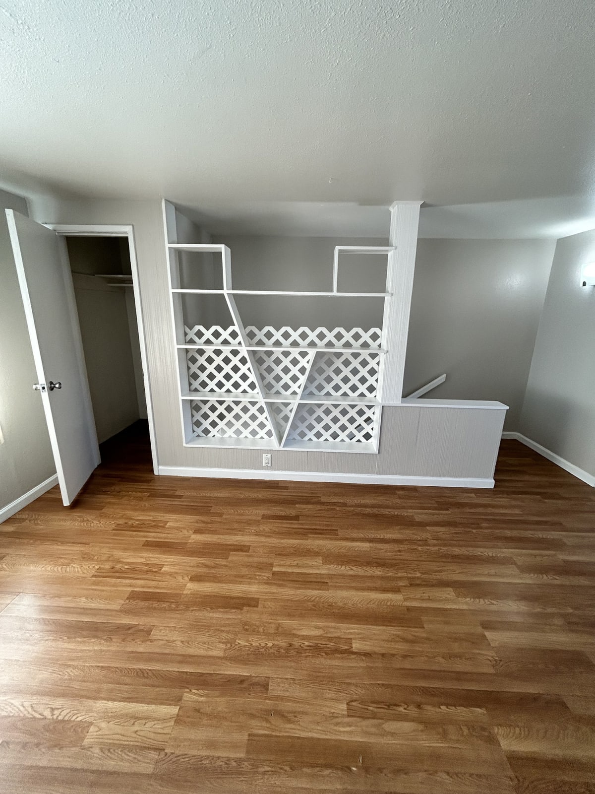 Apartments For Rent in Anchorage | Romig Court