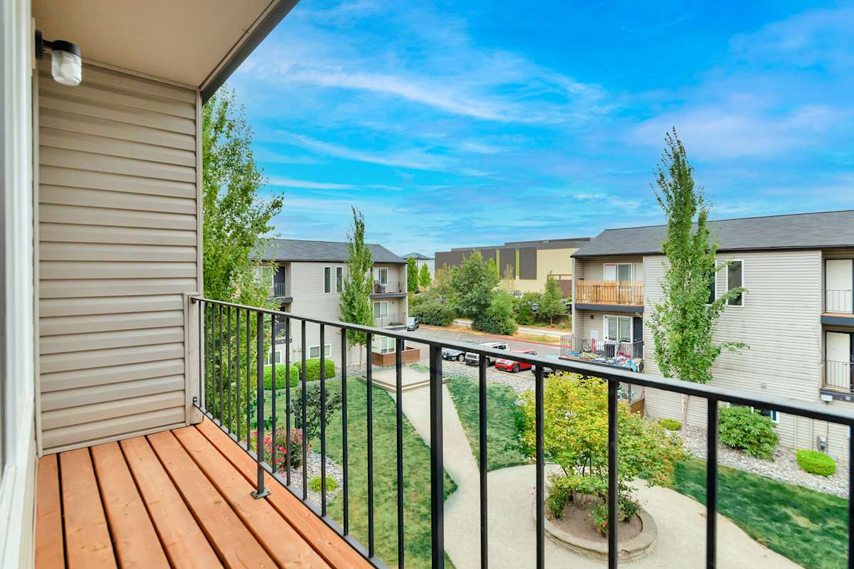 Apartments for Rent in Tualatin, Oregon | River Lofts Apartments