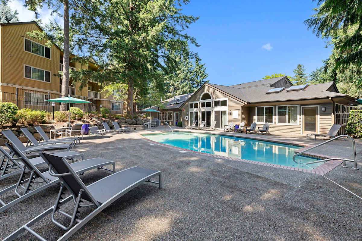 Photos and Video of Encore Apartment Homes in Federal Way, WA