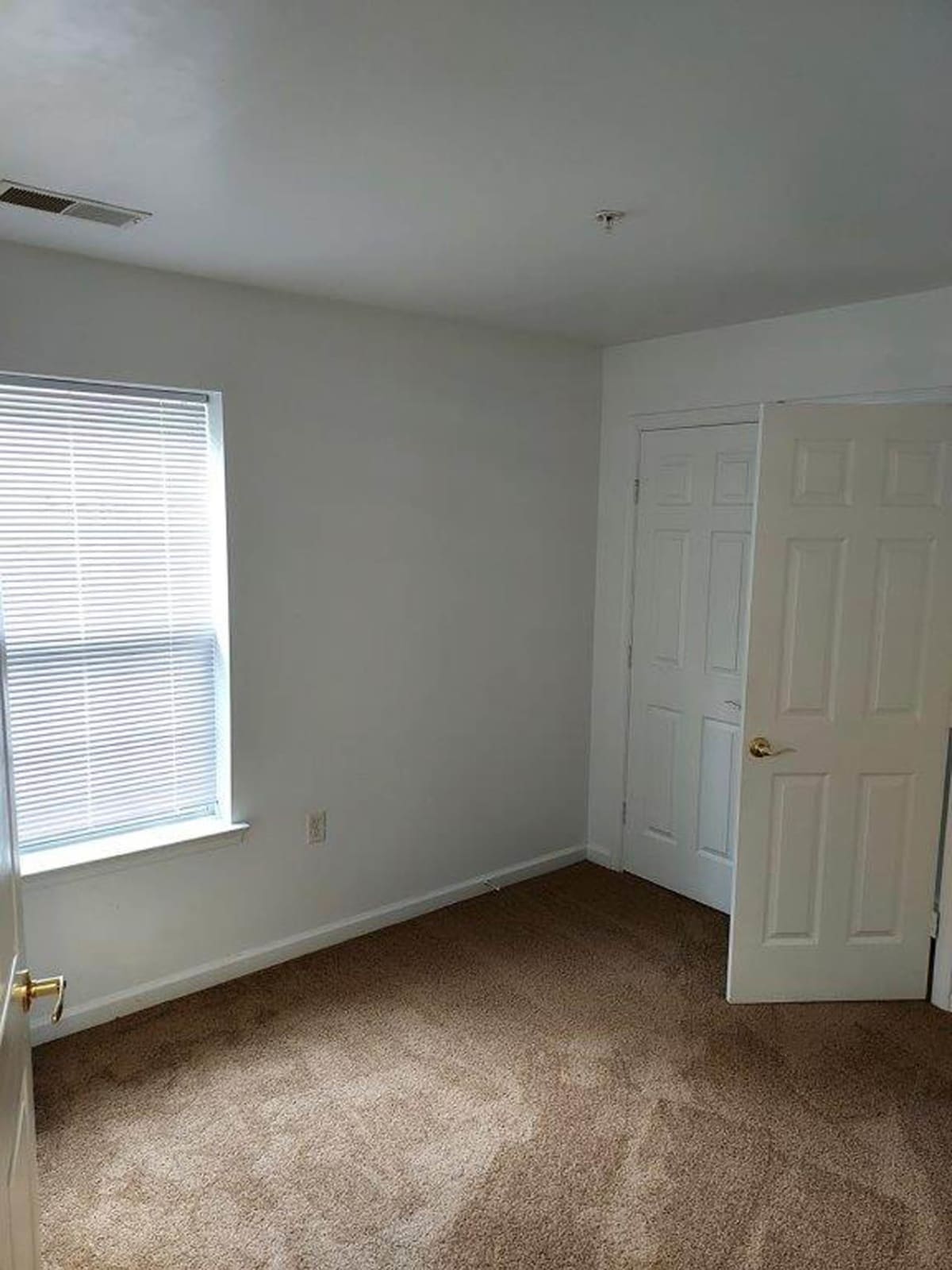 Photos and Video of Stony Run Apartments in North East, MD