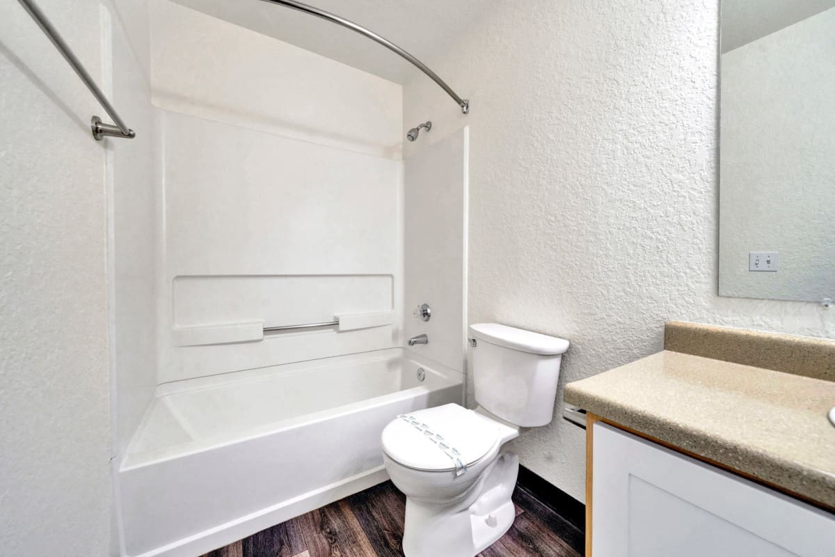 Photos and Video of Hampton Ridge Apartments in Tigard, OR